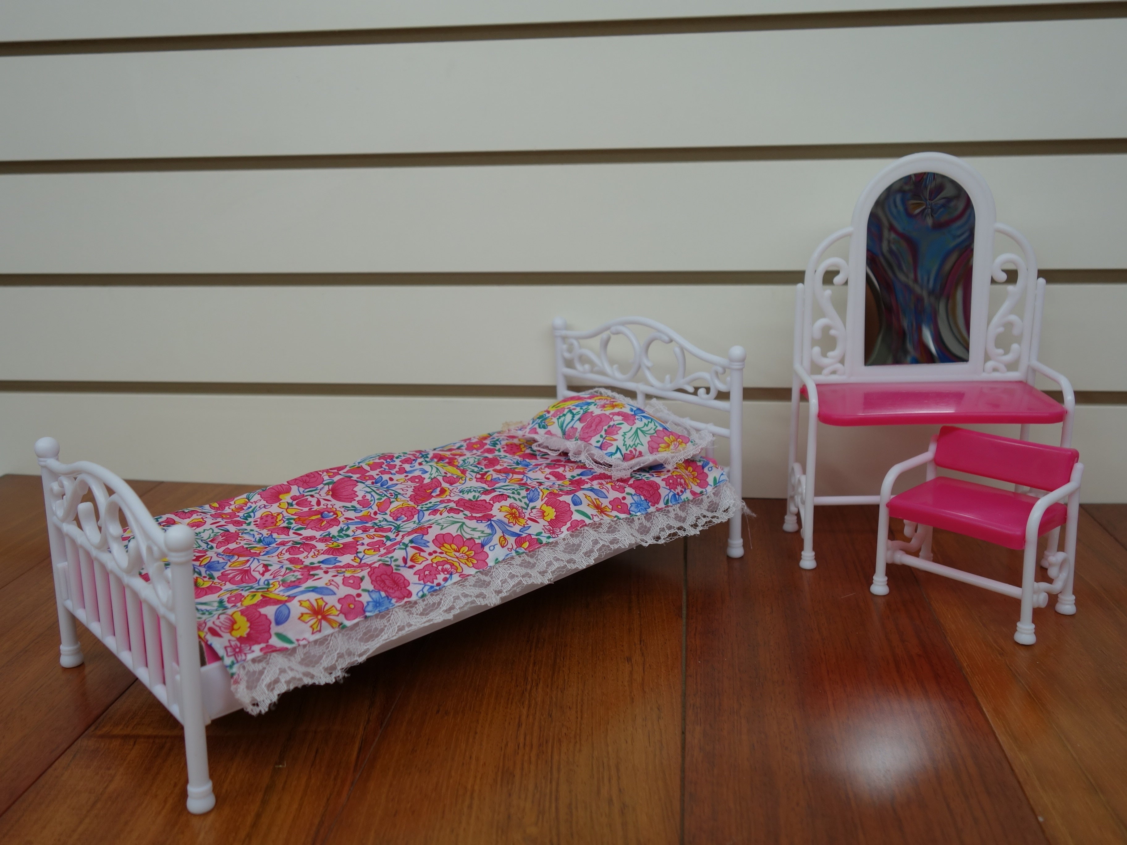 Gloria Beauty Bedroom Play Set – tkt-toystore