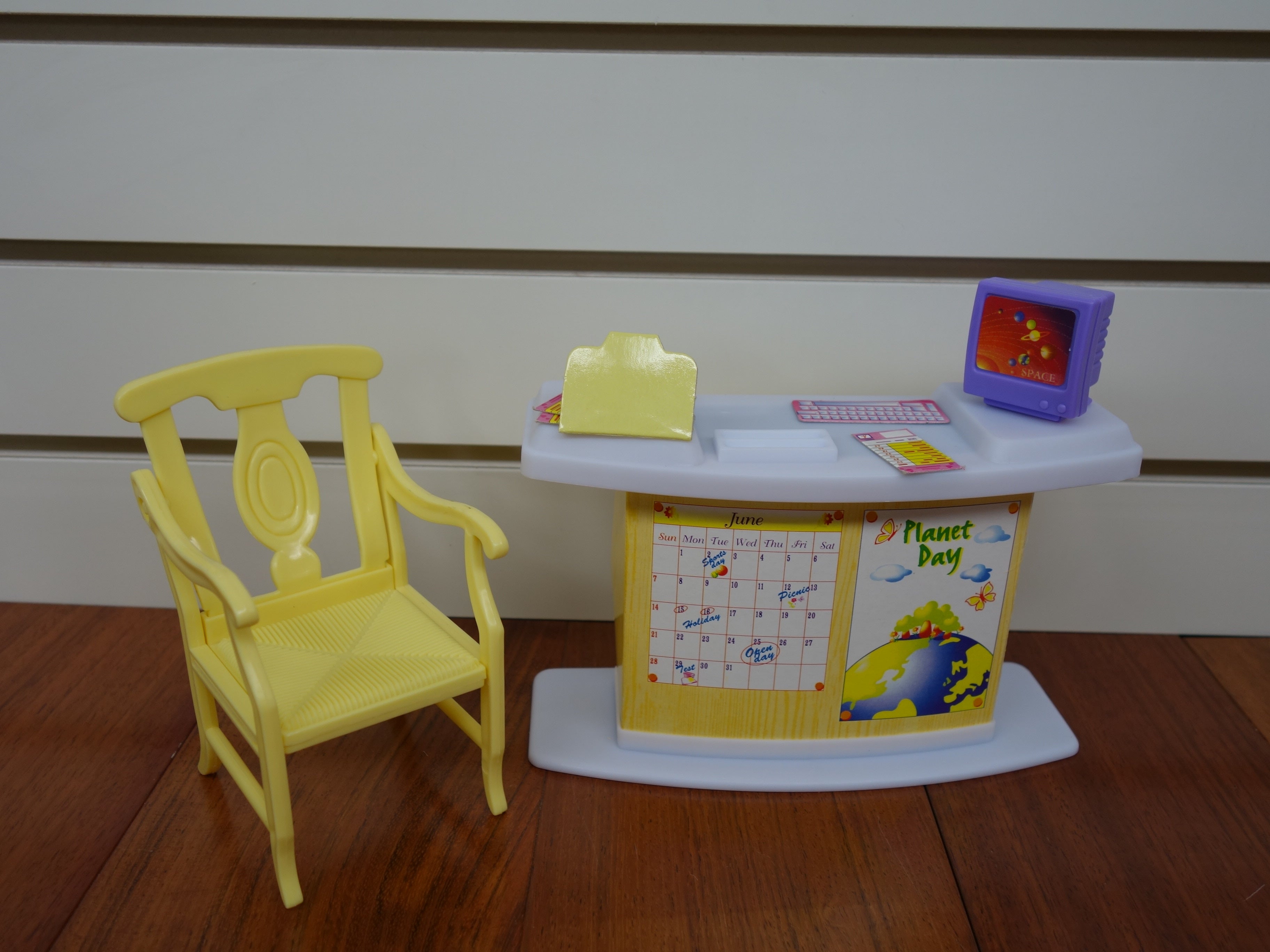 Gloria Classroom Play Set – tkt-toystore